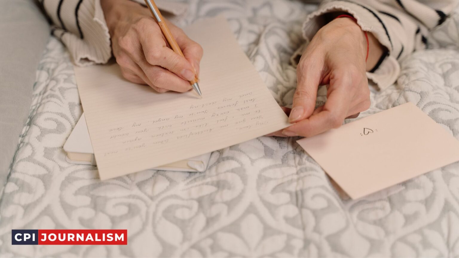 How Do You Write Stories For Broadcast Journalism - CPI Journalism ...