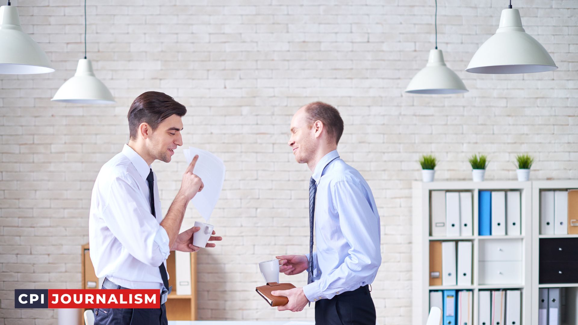 How Do Sports Journalists Balance Objectivity And Personal Opinions ...